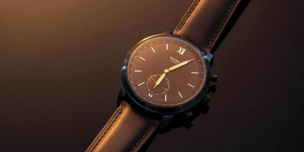 9 Best Tips to Master Watch Photography